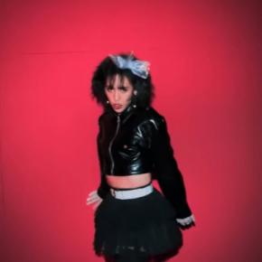 ryuchell、80年代ロックのような新曲MVに賛否の声「元奥さんと子どもの気持ちは？」 | StartHome